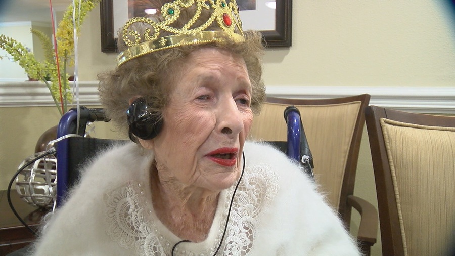 Special lady celebrating 102 years of life - KGUN9.com